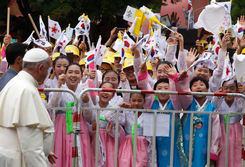 In latest prayer video, Pope Francis shines light on challenges in Asia ...