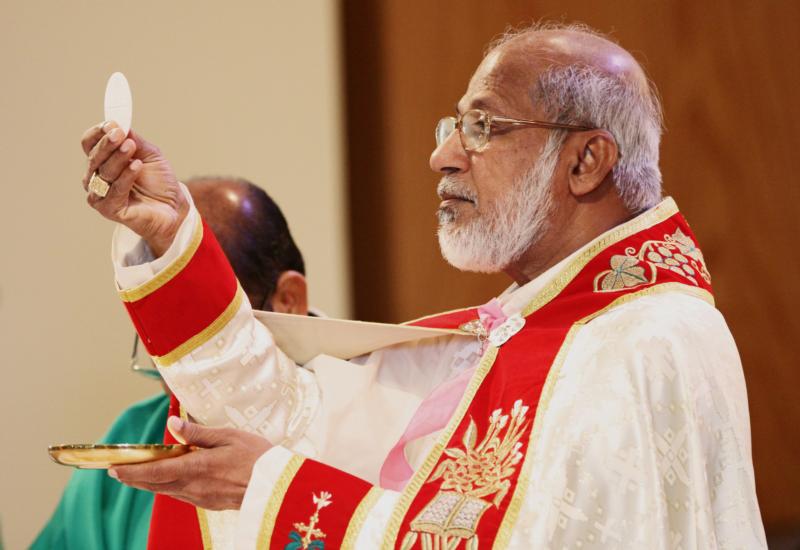 Syro-Malabar synod fails to resolve violent row over the Mass | Crux