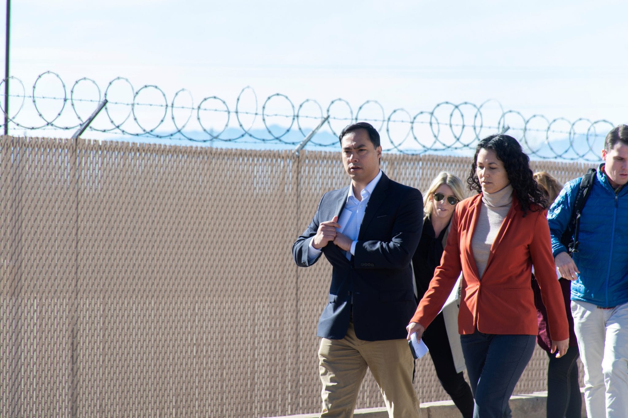 Report says thousands of immigrant children in federal custody faced ...