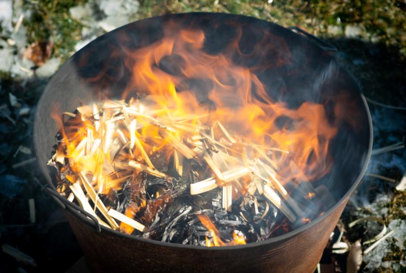 Catholic youth learn significance of ashes in fiery Lenten tradition | Crux