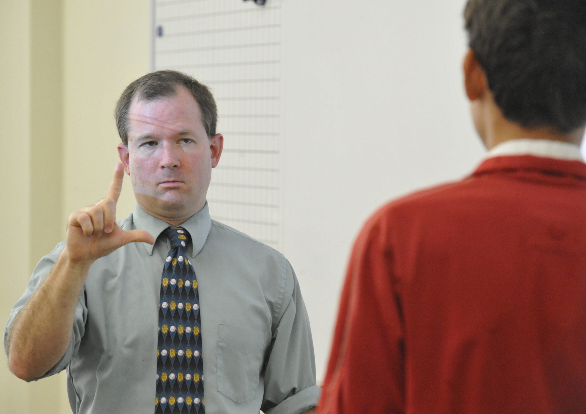 Quiet learning takes place in Catholic school’s sign language class | Crux