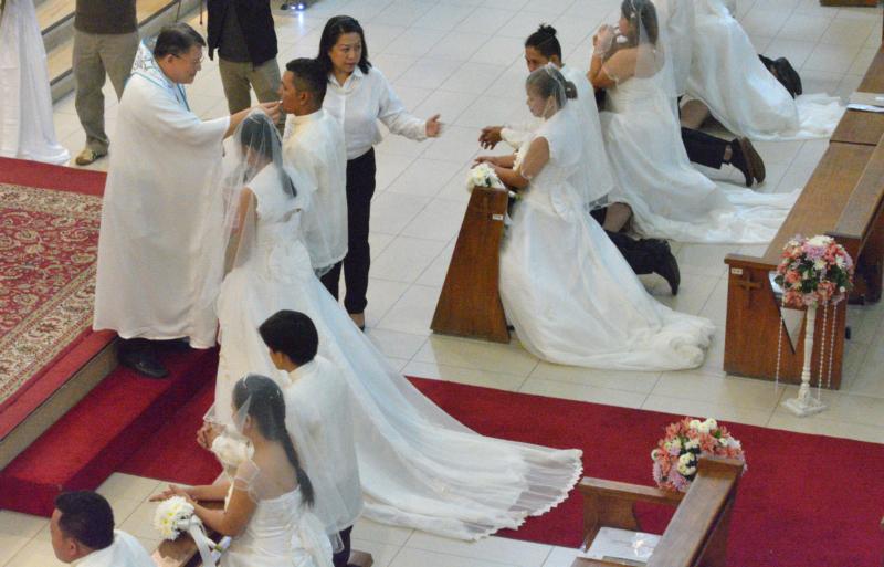 In Philippines, lawmakers move to make divorce legal | Crux