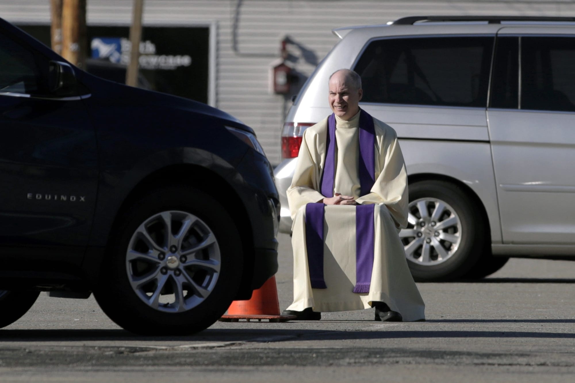 In Boston, drive-thru confessions heard during coronavirus crisis | Crux