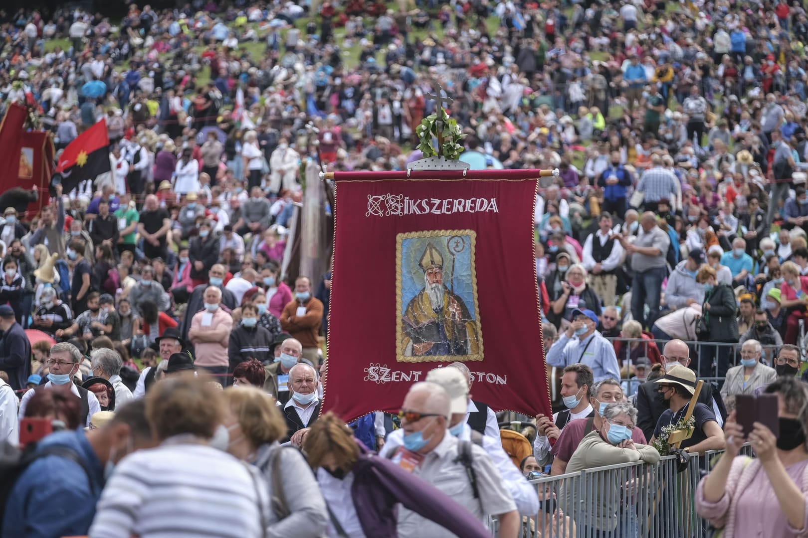 Account of disciples on way to Emmaus a treasure chest of divine truths | Crux