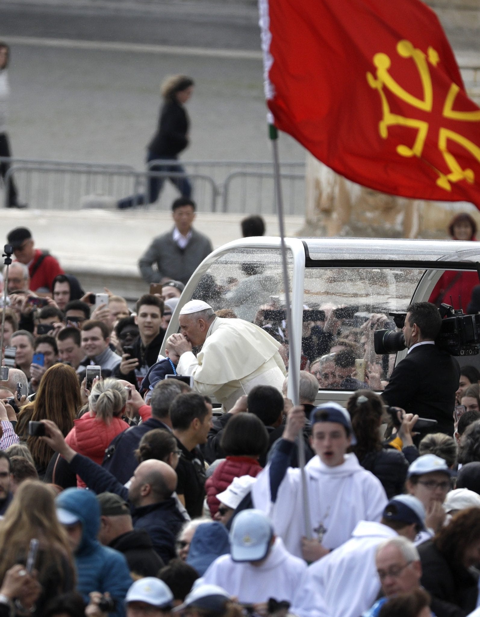 The sign of the cross is our badge, Pope Francis says | Crux
