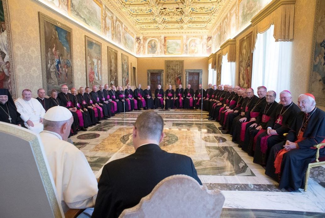 English bishops after papal meeting: Francis ‘serene’ in this ‘time of ...