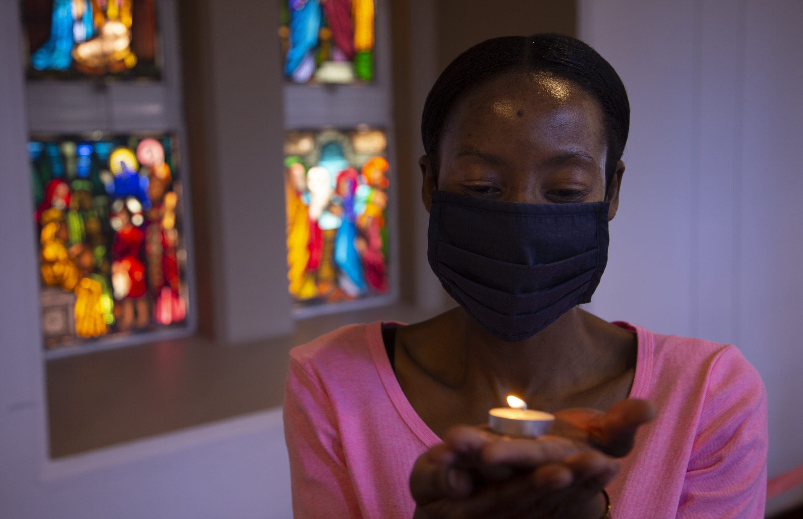Church masks dropped for vaccinated Catholics in SE Michigan | Crux