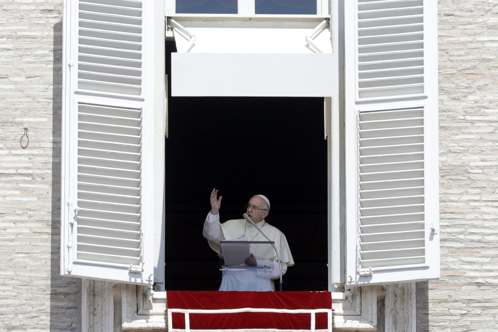 Pope Francis ahead of Drake, behind Bill Gates in Twitter sweepstakes ...