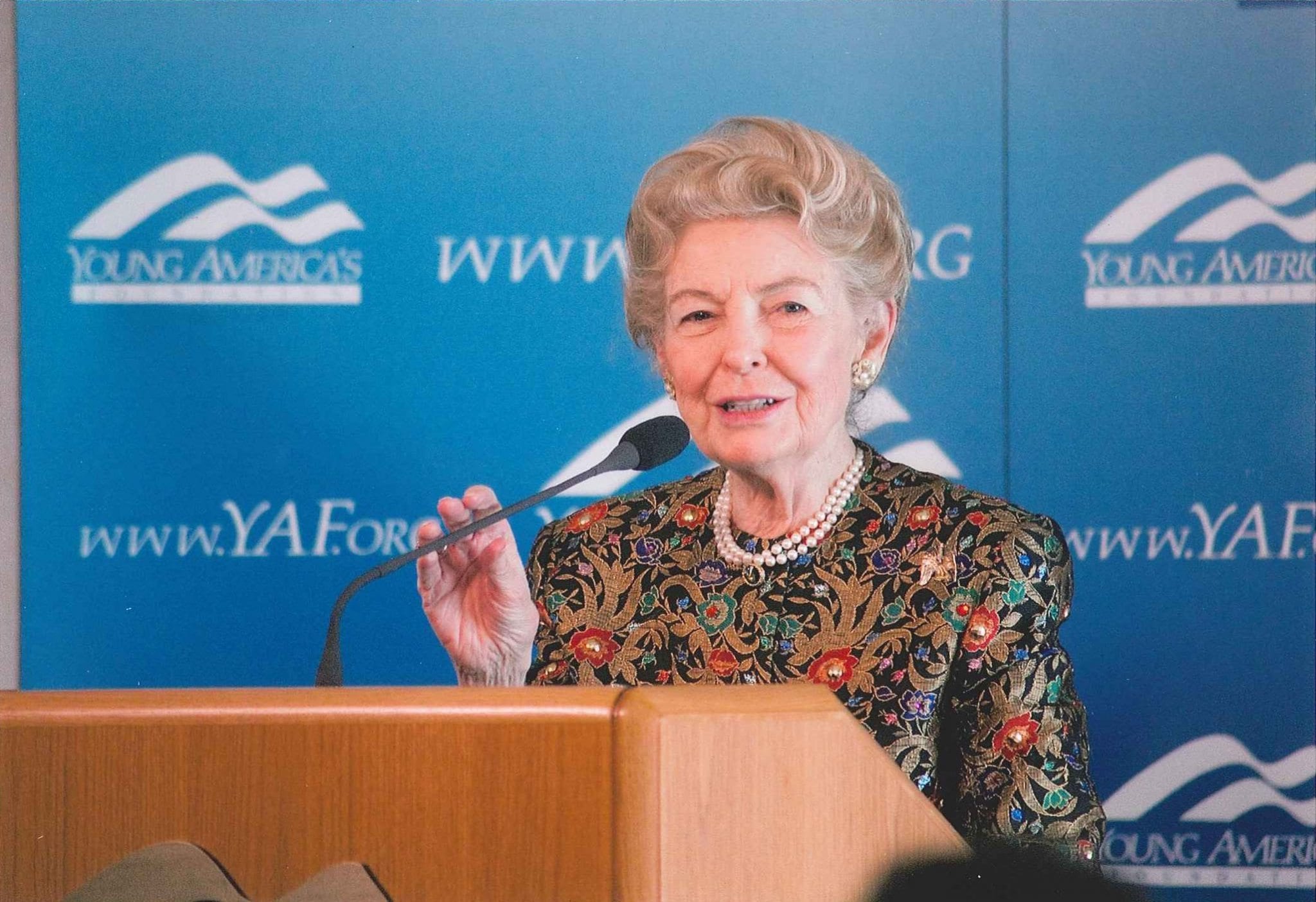Female Catholic champion of conservative causes dies at 92 | Crux