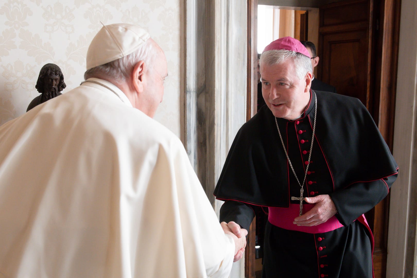 Pope to meet Canadian Indigenous leaders in the spring, bishop says | Crux