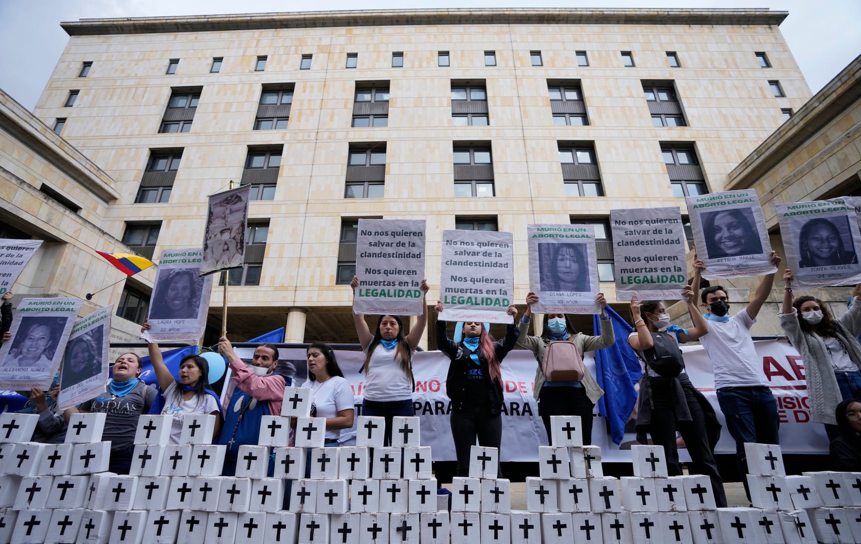Colombia’s highest court legalizes abortion up to 24 weeks | Crux