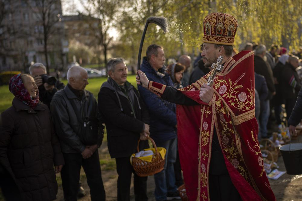 Ukraine marks Orthodox Easter with prayers for those trapped | Crux