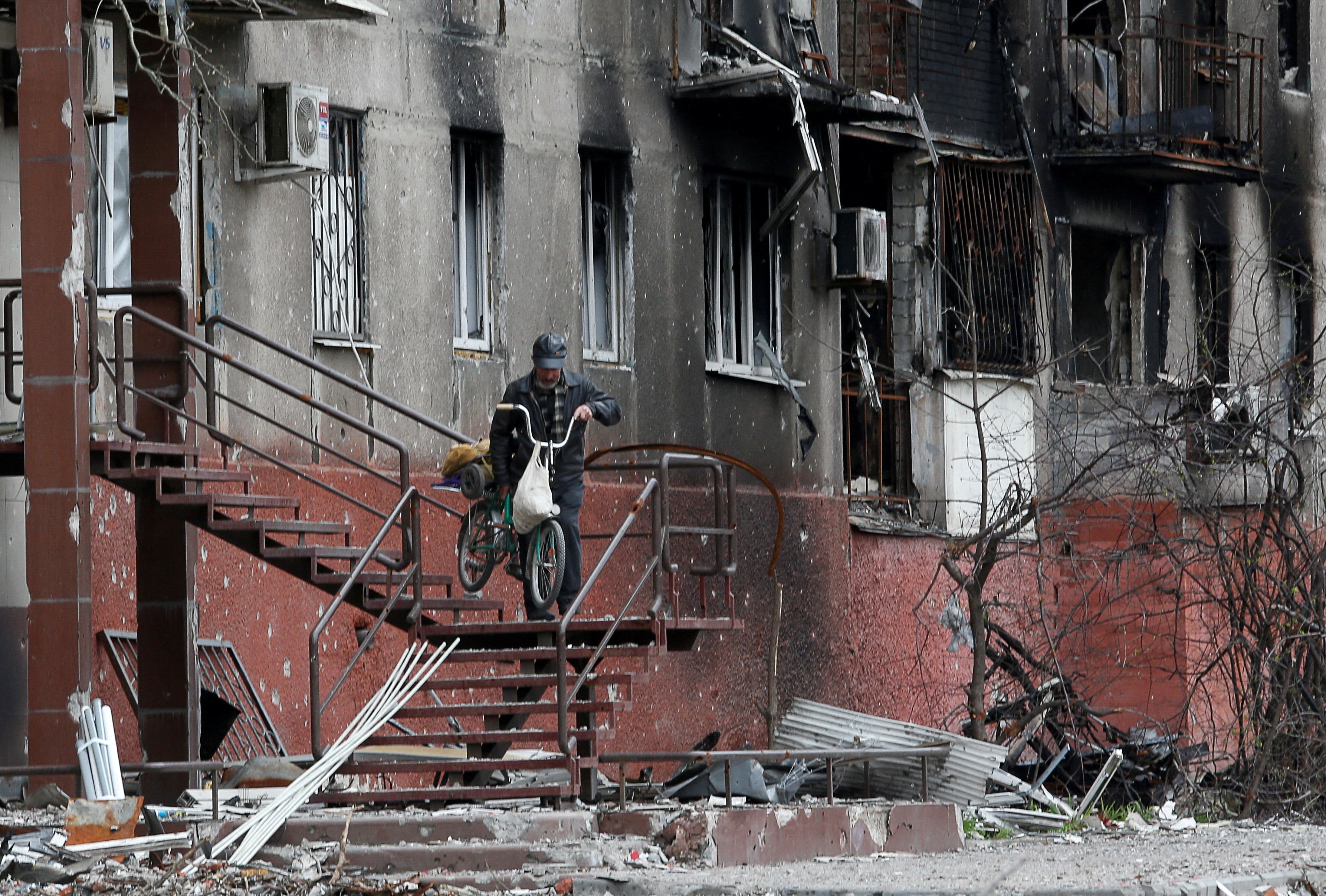 Ukrainian churches call for supervised evacuation of Mariupol | Crux