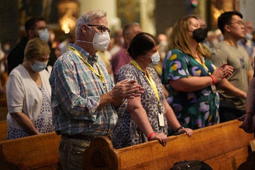 First in-person LGBTQ ministry conference builds ‘sense of community ...