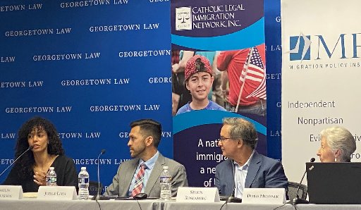 Conference takes bird’s-eye view at complex U.S. immigration landscape ...