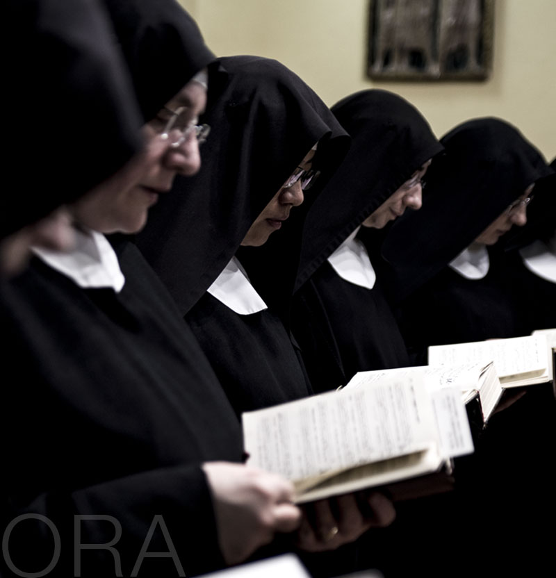 Nuns fight off Vatican decree ordering removal of their Mother Superior | Crux