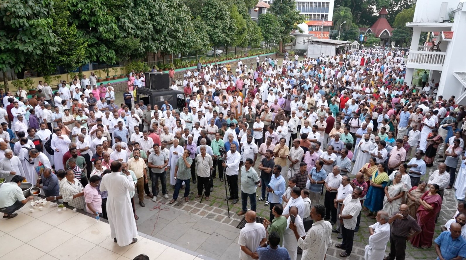 Papal delegate throws down a gauntlet to dissidents in India’s Syro ...