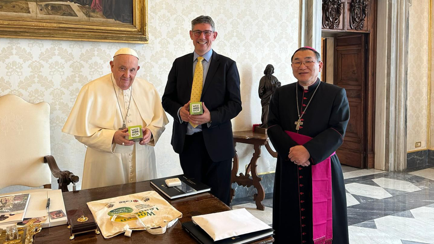 Pope Francis blesses ‘Wee Box’ to help Scottish support of Rwanda | Crux